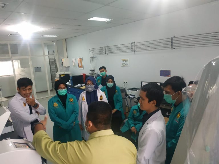 Installation & Training for our PARR 6400 Automatic Bomb Calorimeter at ...